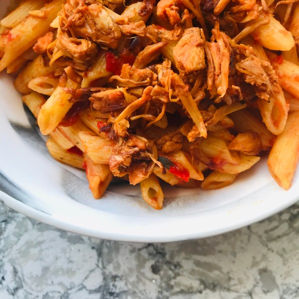 Pulled “Pork” Pasta – LickYourPlates