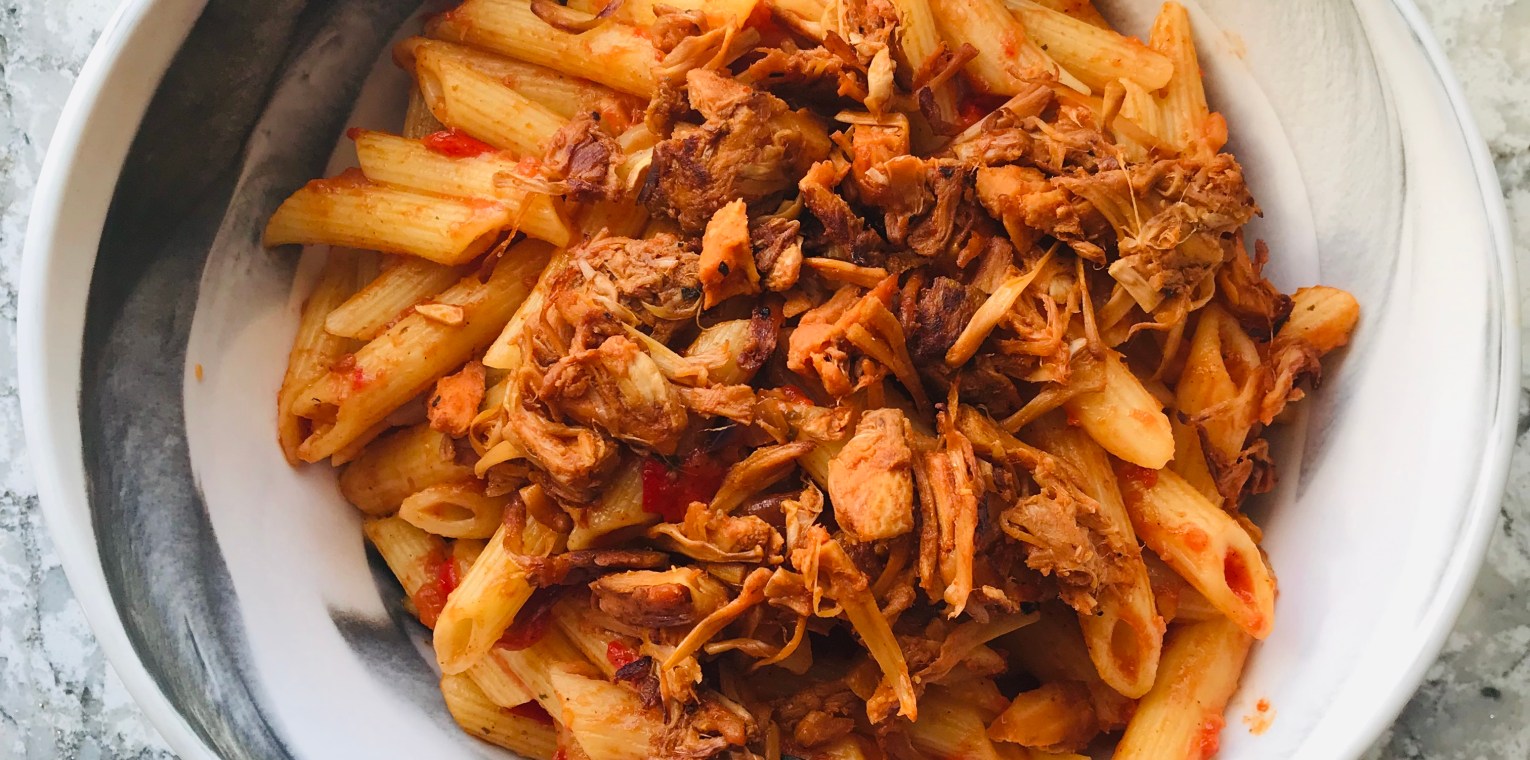 Pulled “Pork” Pasta – LickYourPlates
